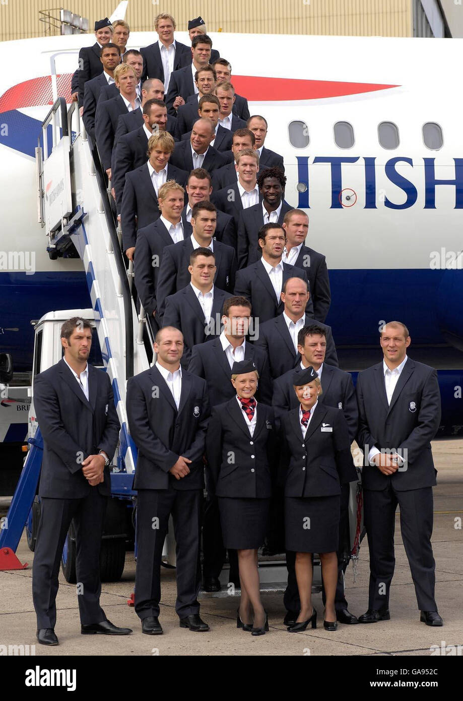 The England rugby squad with British Airways plane named Hope and Glory ...
