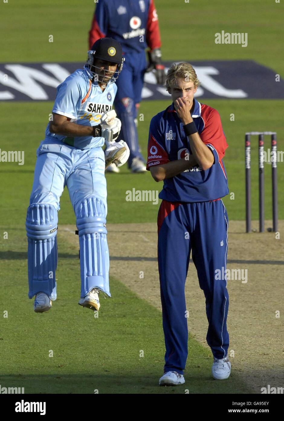 Robin uthappa hi-res stock photography and images - Alamy