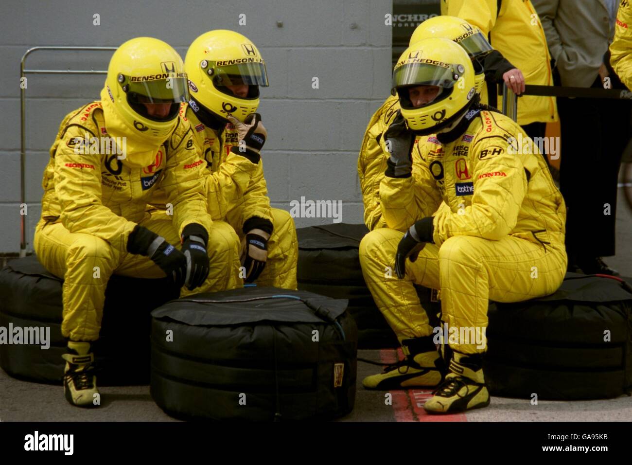 F1 testing start hi-res stock photography and images - Alamy