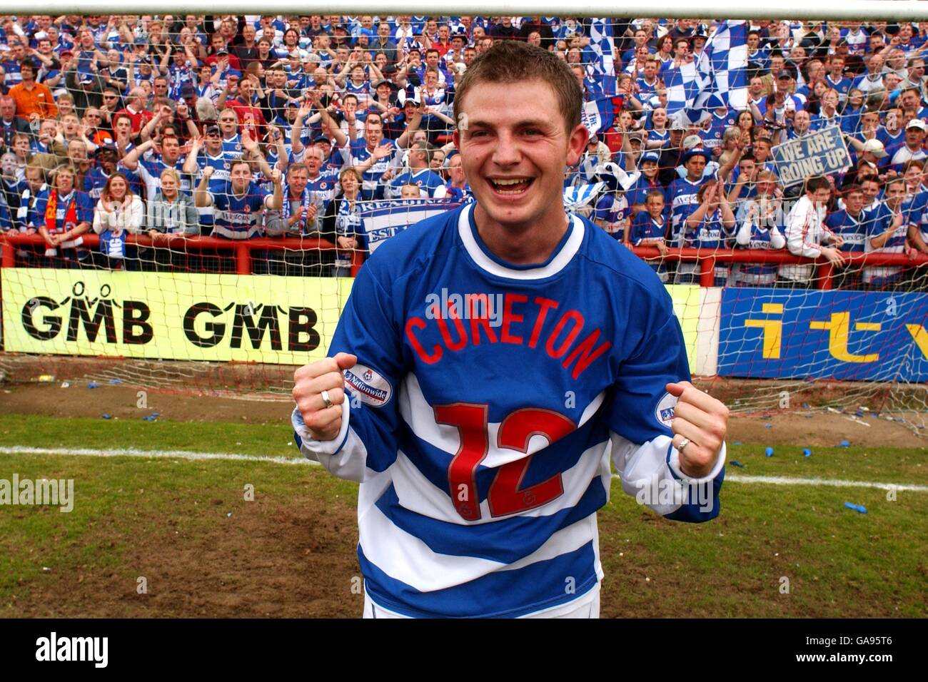 Jamie cureton reading brentford hi-res stock photography and images - Alamy