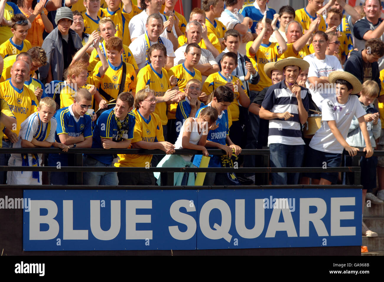 Forest green rovers logo hi-res stock photography and images - Alamy