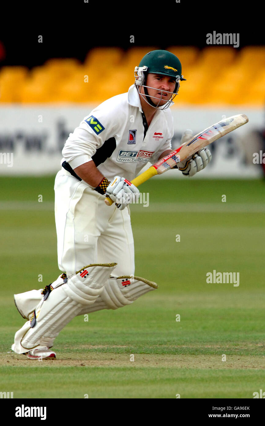 Cricket - Liverpool Victoria County Championship - Division Two ...