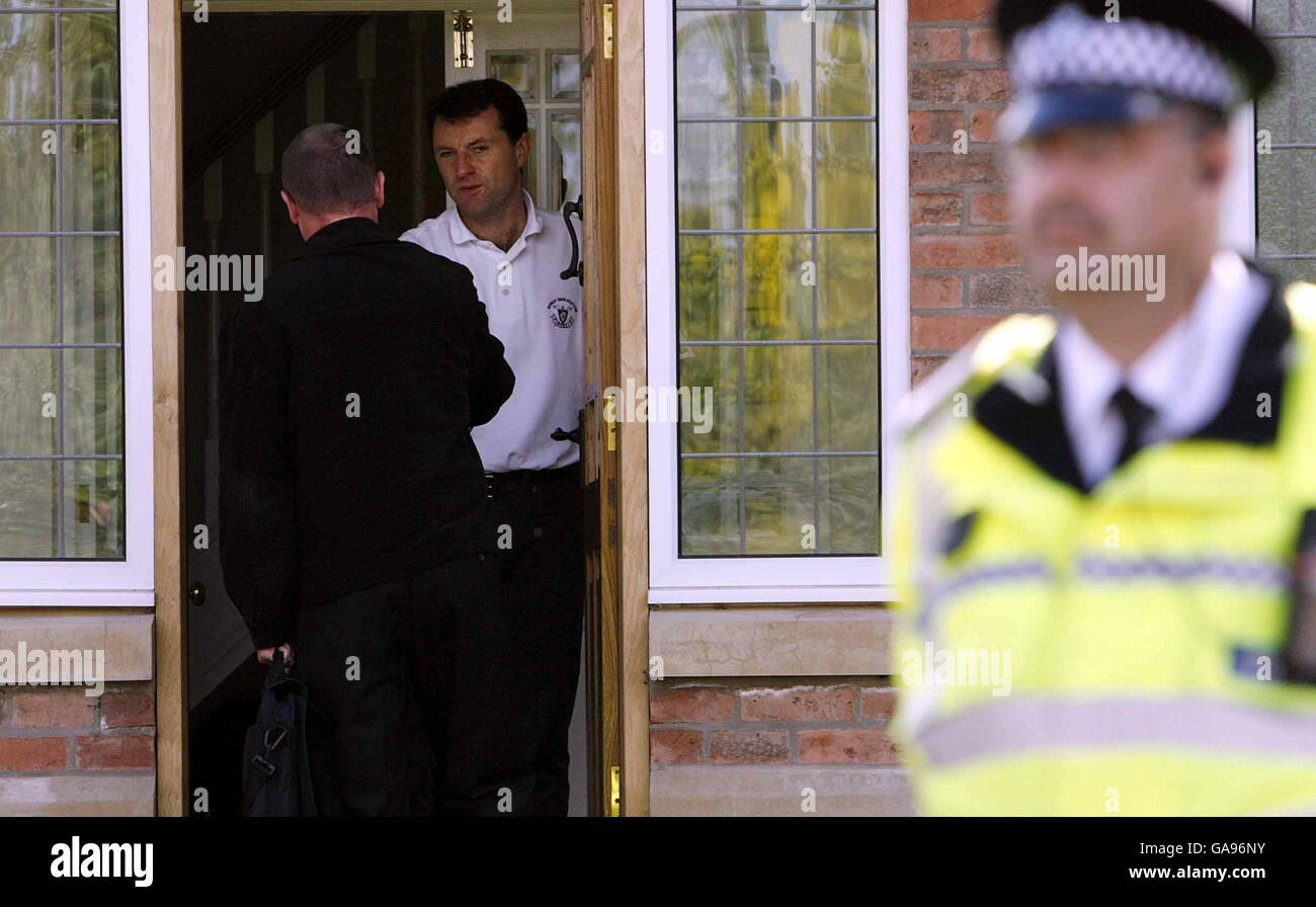 Leicestershire police officer hi-res stock photography and images - Alamy