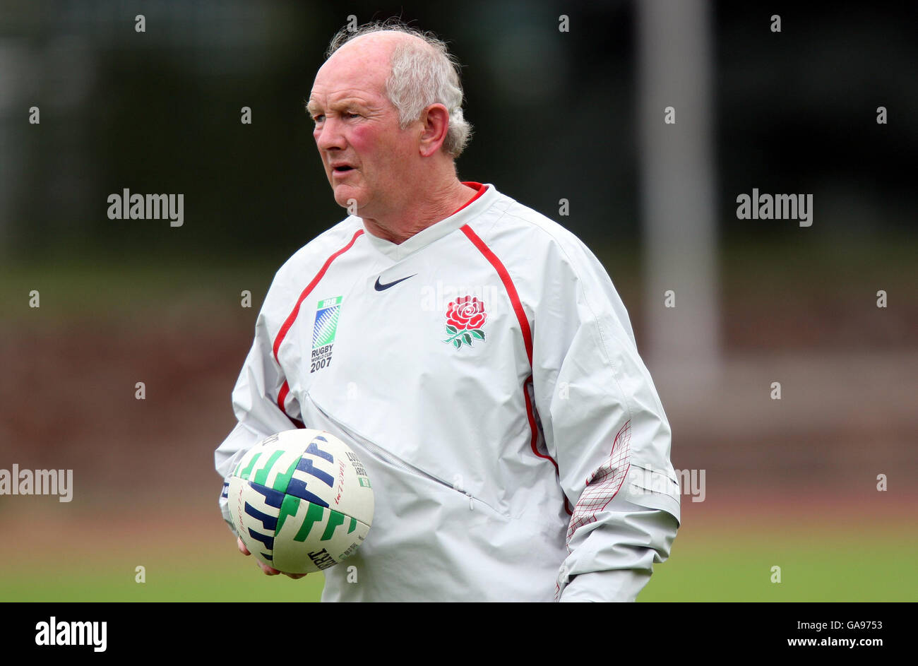 Head coach Brian Ashton during England's training session at Stade ...