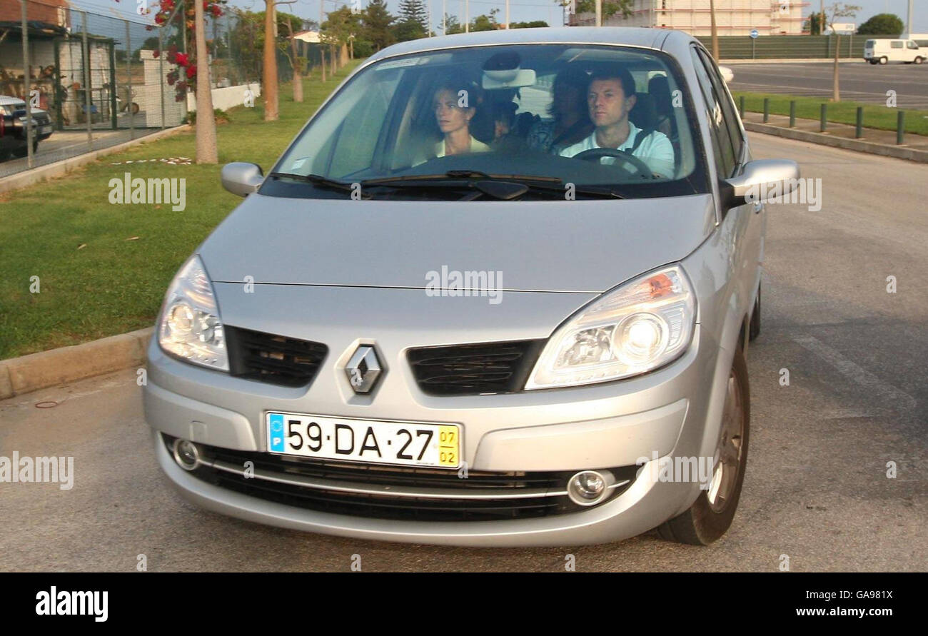 Madeleine mccann parents hi-res stock photography and images - Alamy