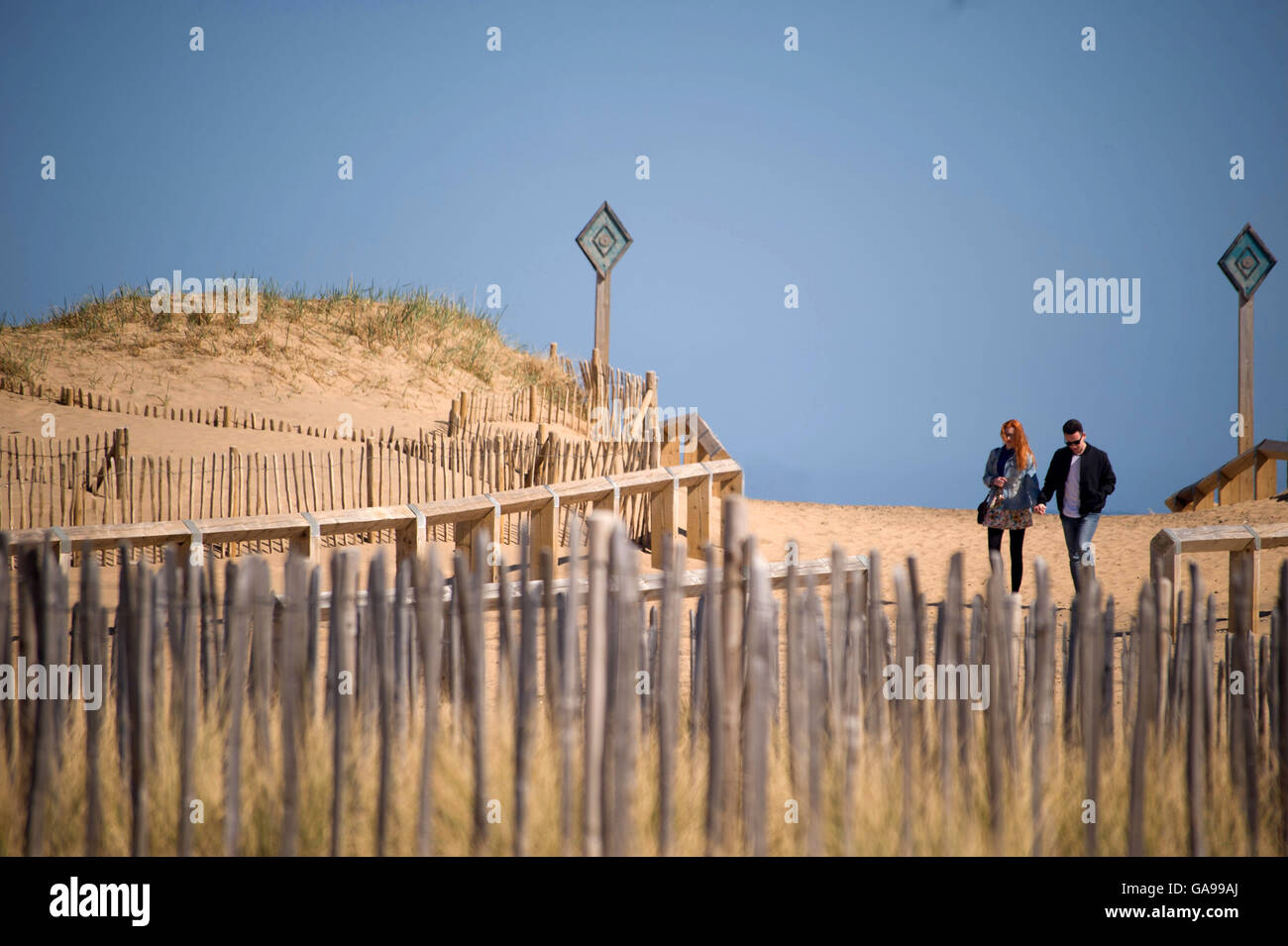 Sand trap fencing,Sandhaven beach, South Shields, South Tyneside Stock ...