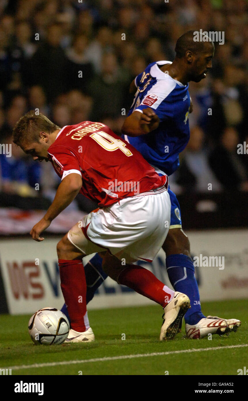 Nottingham forests luke chambers hi-res stock photography and images ...