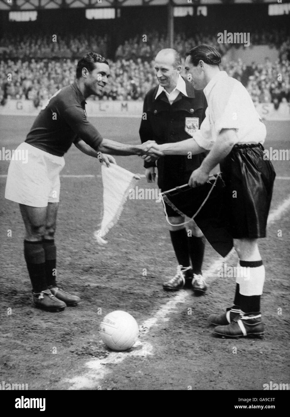 Portugal soccer match Black and White Stock Photos & Images - Alamy