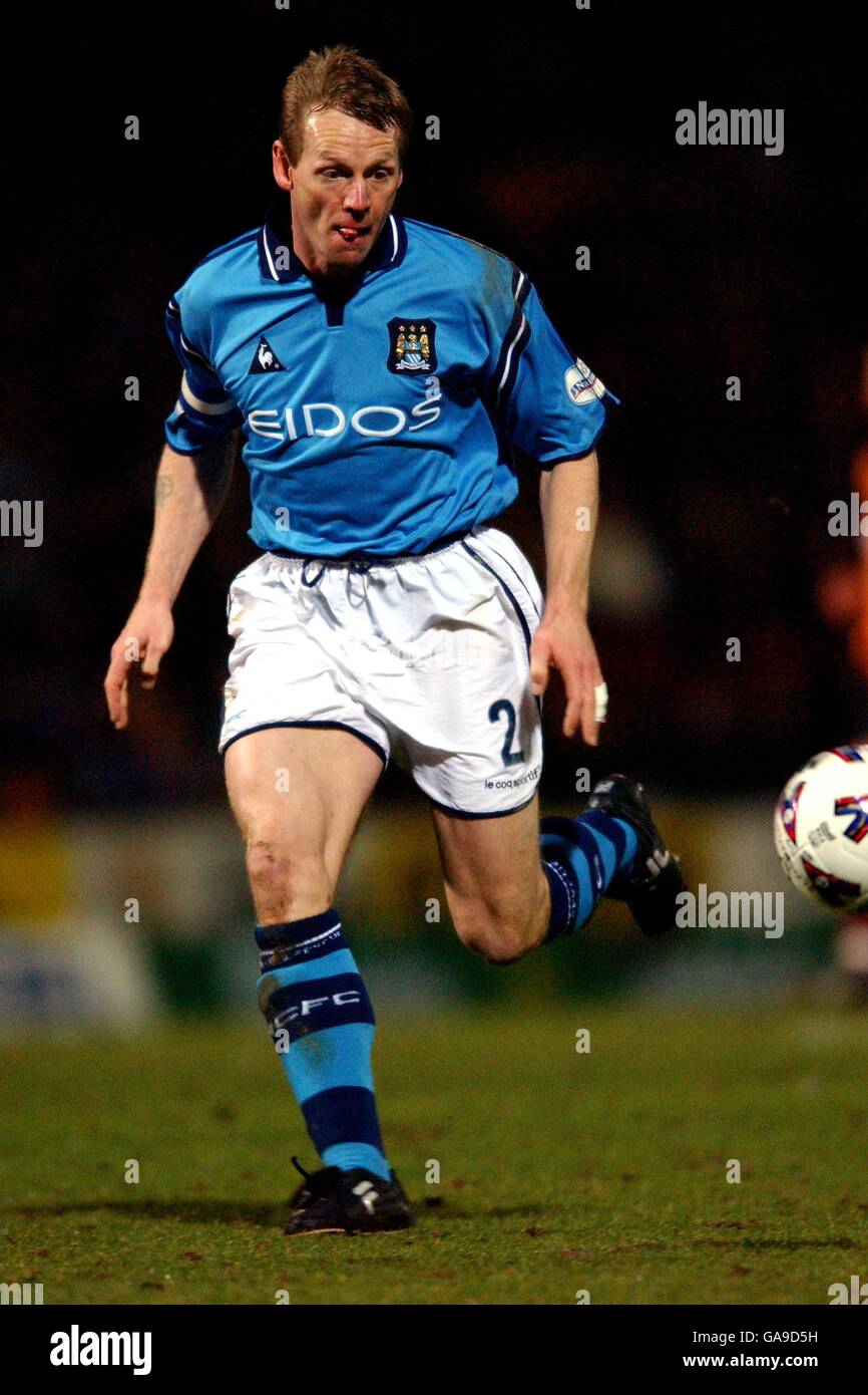 Bradford city v manchester city hi-res stock photography and images - Alamy