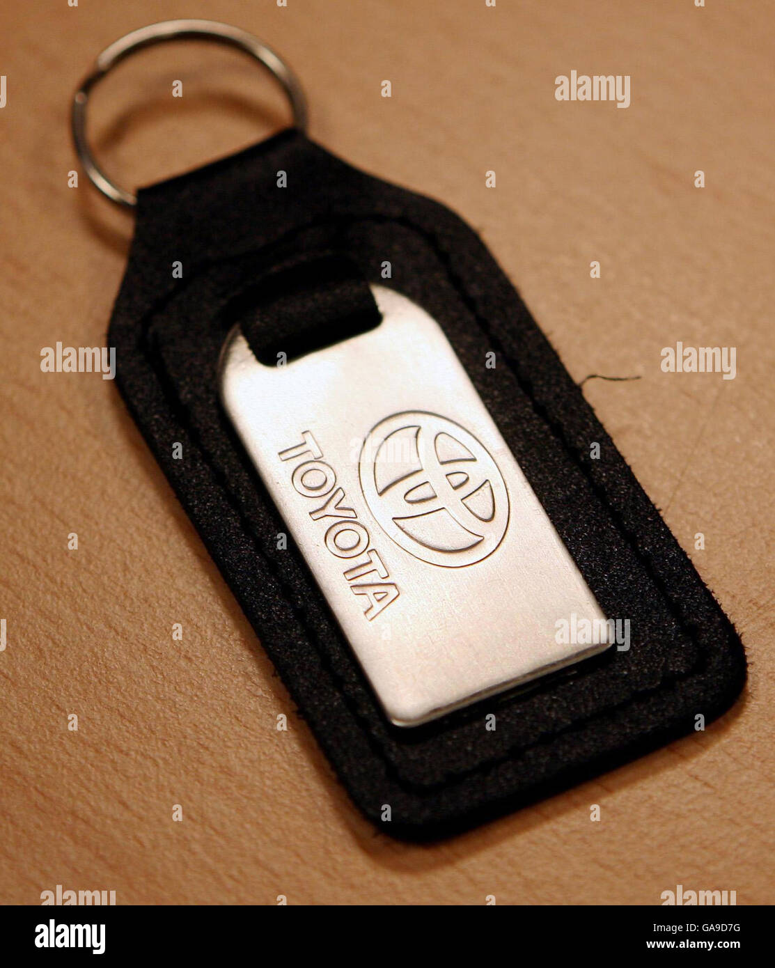 Key fob press hi-res stock photography and images - Alamy