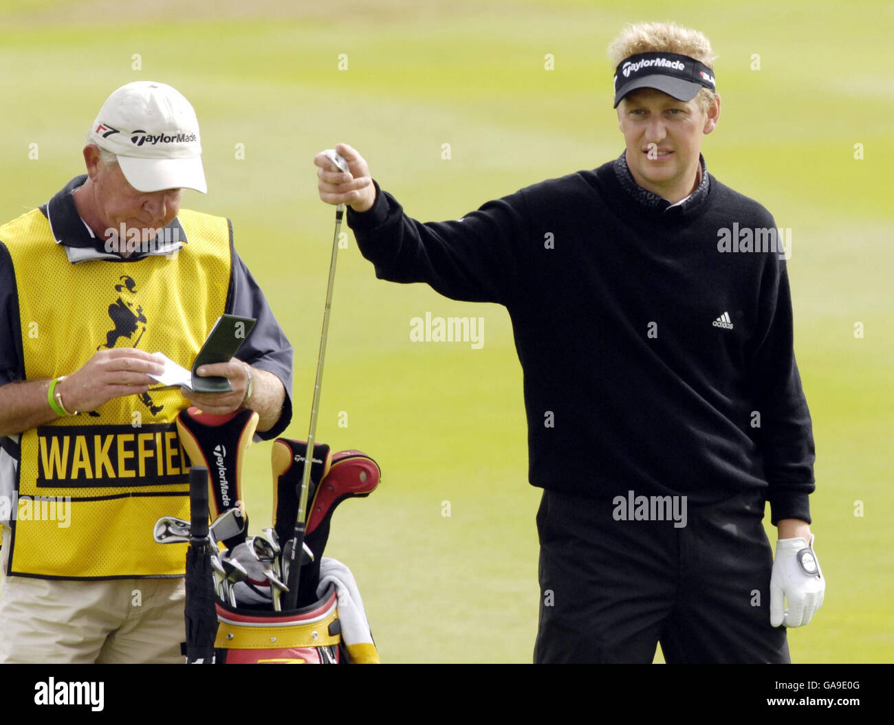 Simon Wakefield on the 18th during the Johnnie Walker Championship at ...