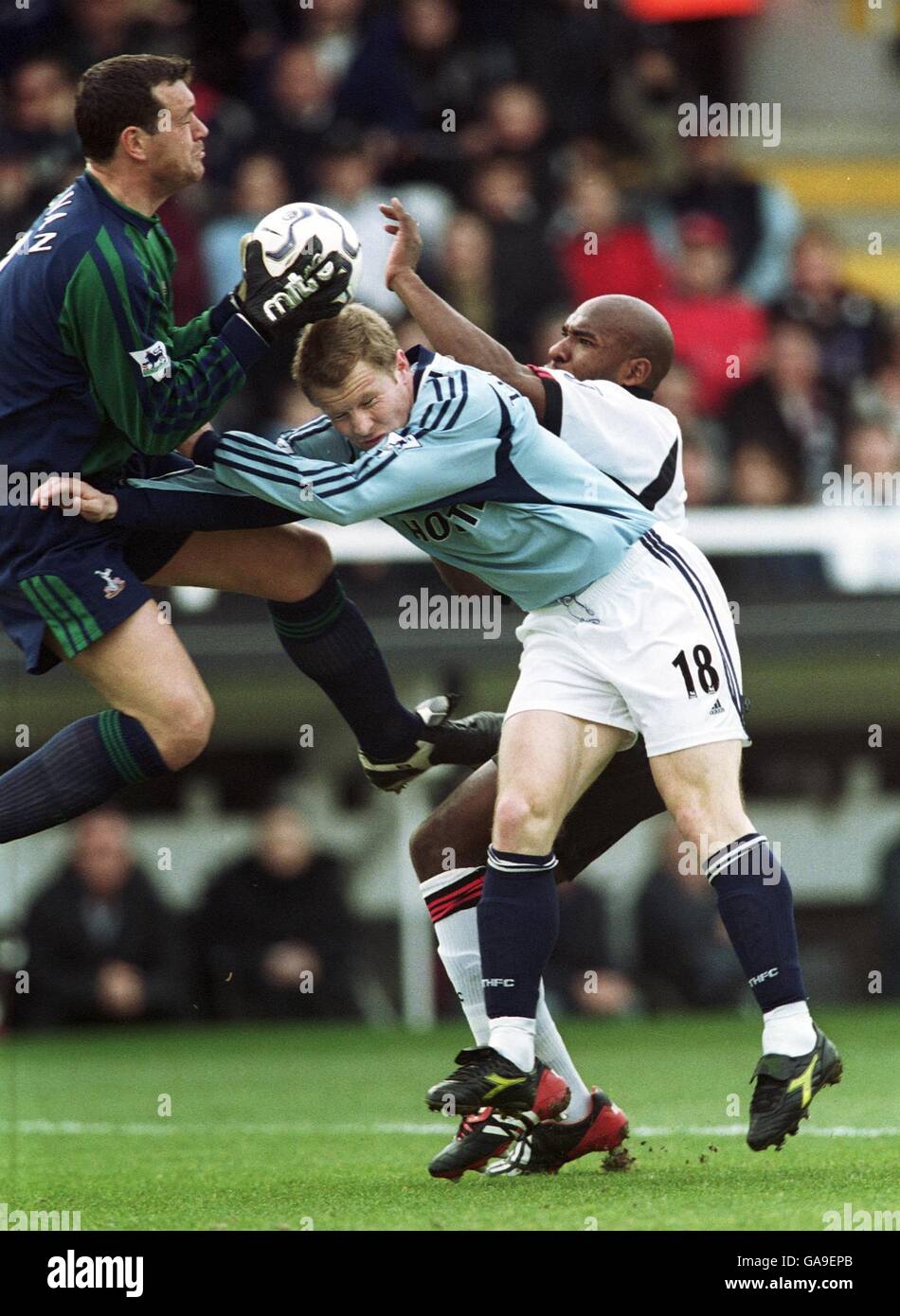 Action sport football barry hayles hi-res stock photography and images ...