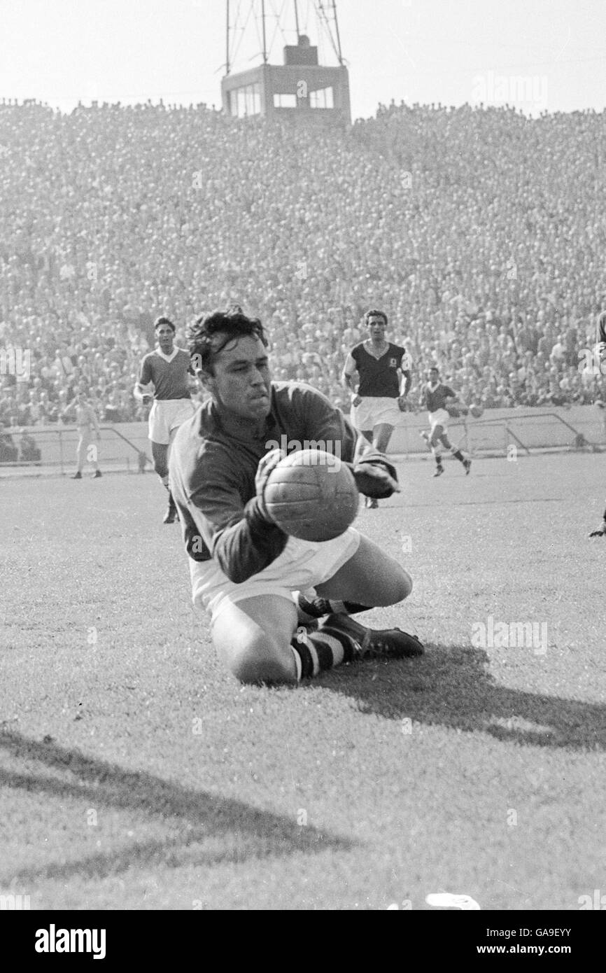 Nigel sims villa hi-res stock photography and images - Alamy