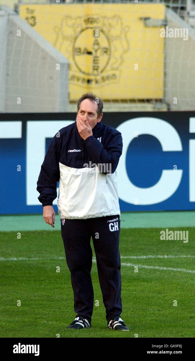 Liverpool coach gerard houllier hi-res stock photography and images - Alamy