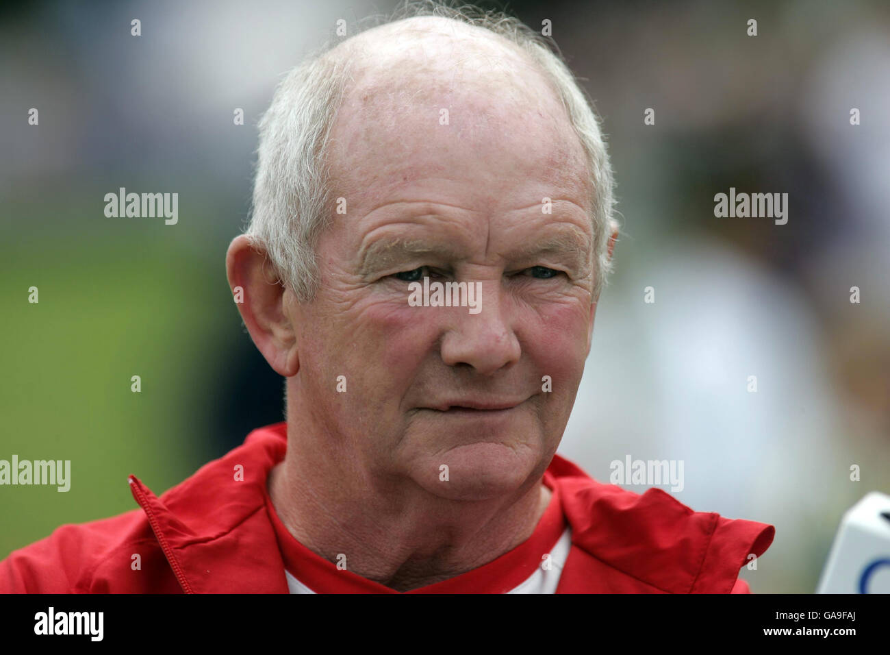 Rugbyu england head shot headshot portrait eye contact smiling smiles ...