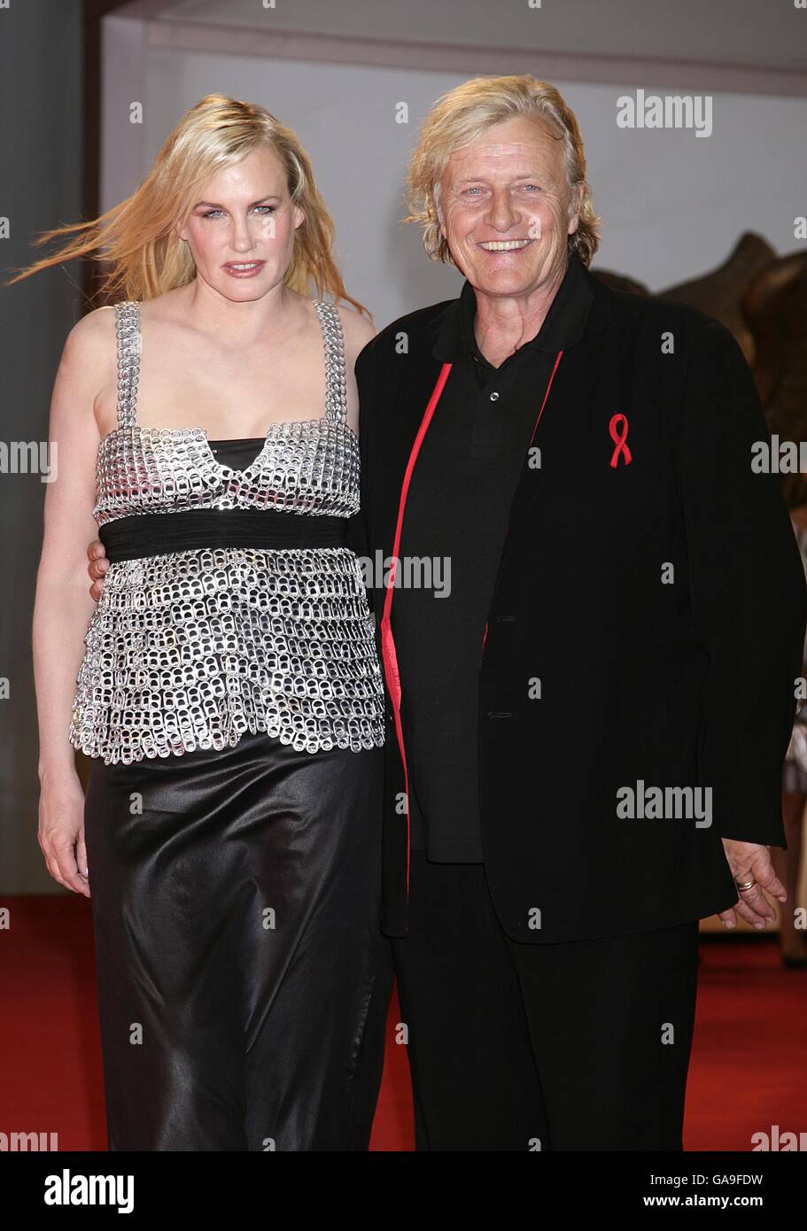 Daryl hannah blade runner hi-res stock photography and images - Alamy