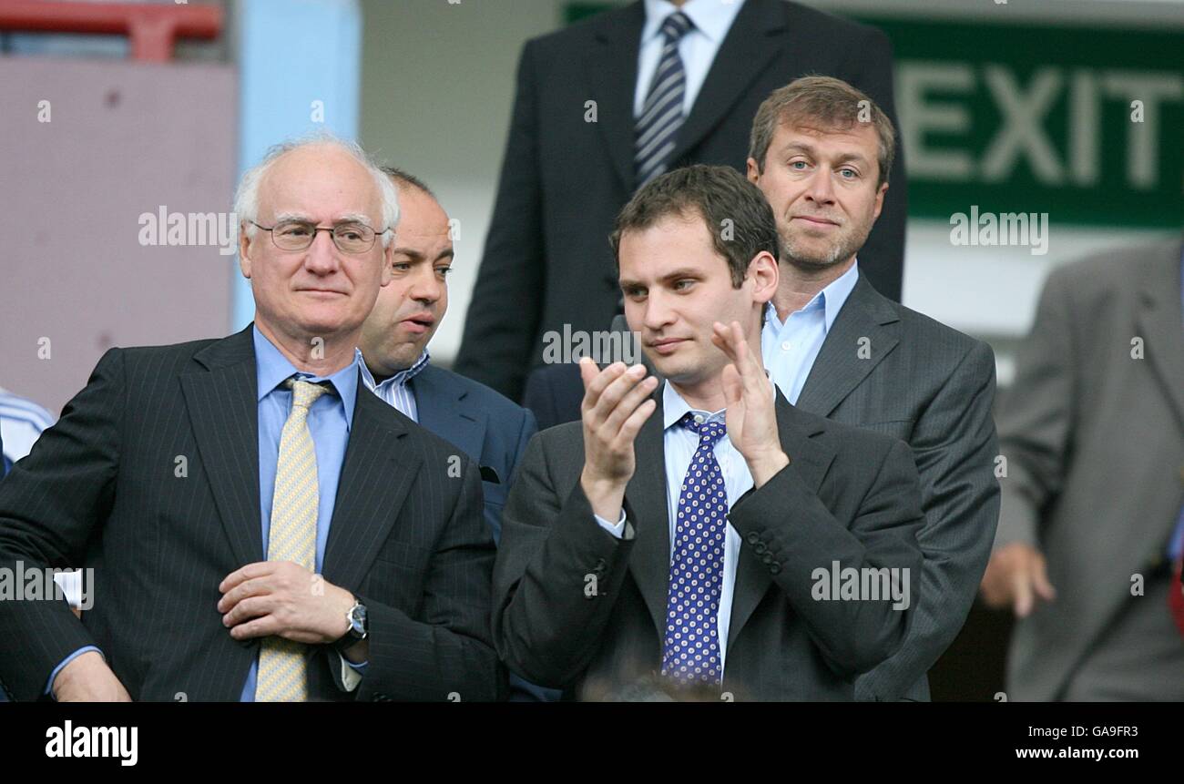 Bruce buck chairman of chelsea arrives hi-res stock photography and ...