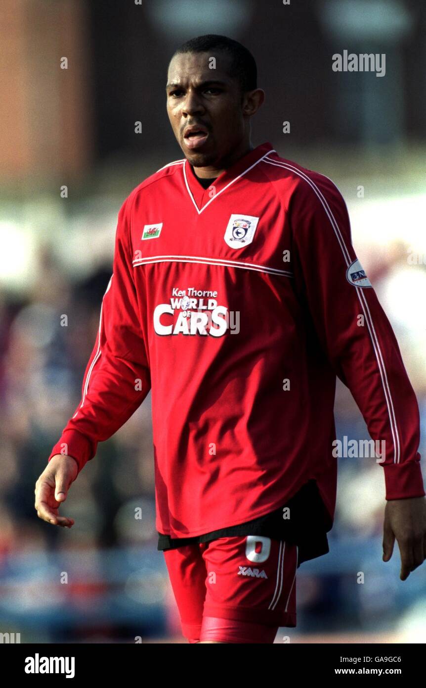 Chesterfield v cardiff city hi-res stock photography and images - Alamy