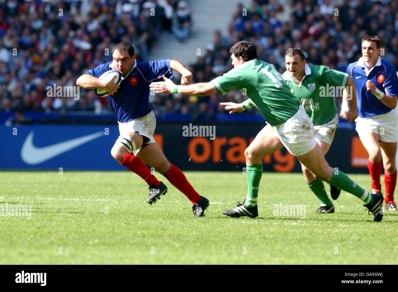 Frances raphael ibanez avoids the tackle of irelands shane hi-res stock ...