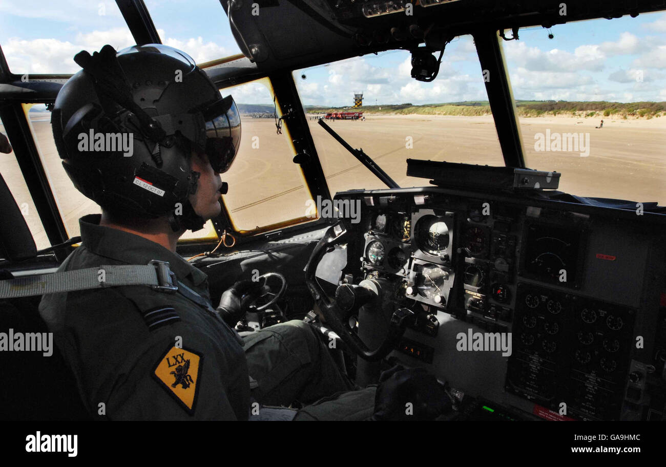 The raf pembrey sands hi-res stock photography and images - Alamy