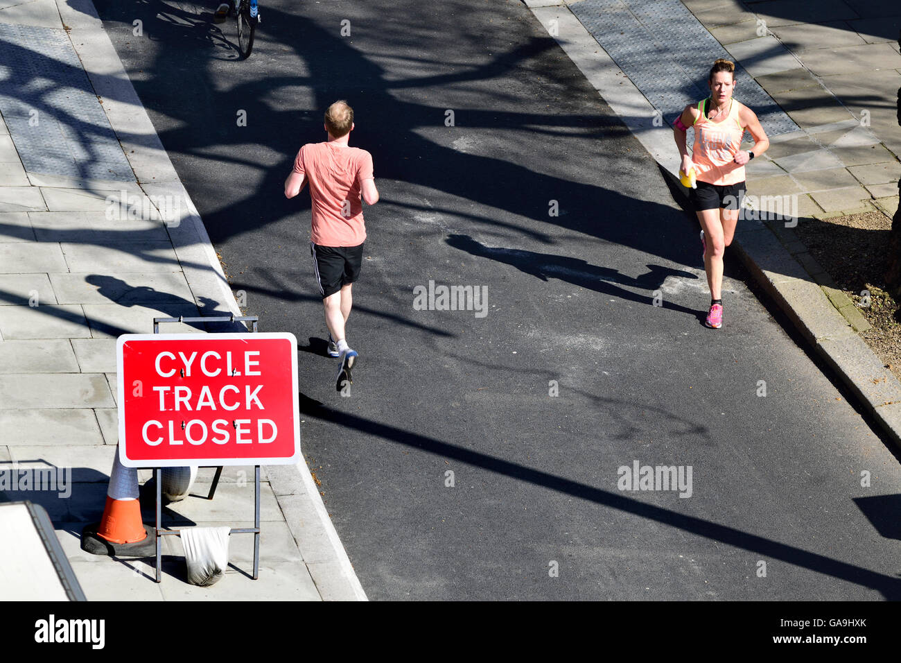 London, England, UK. Cycle Track Closed sign on the Victoria Embankment ...