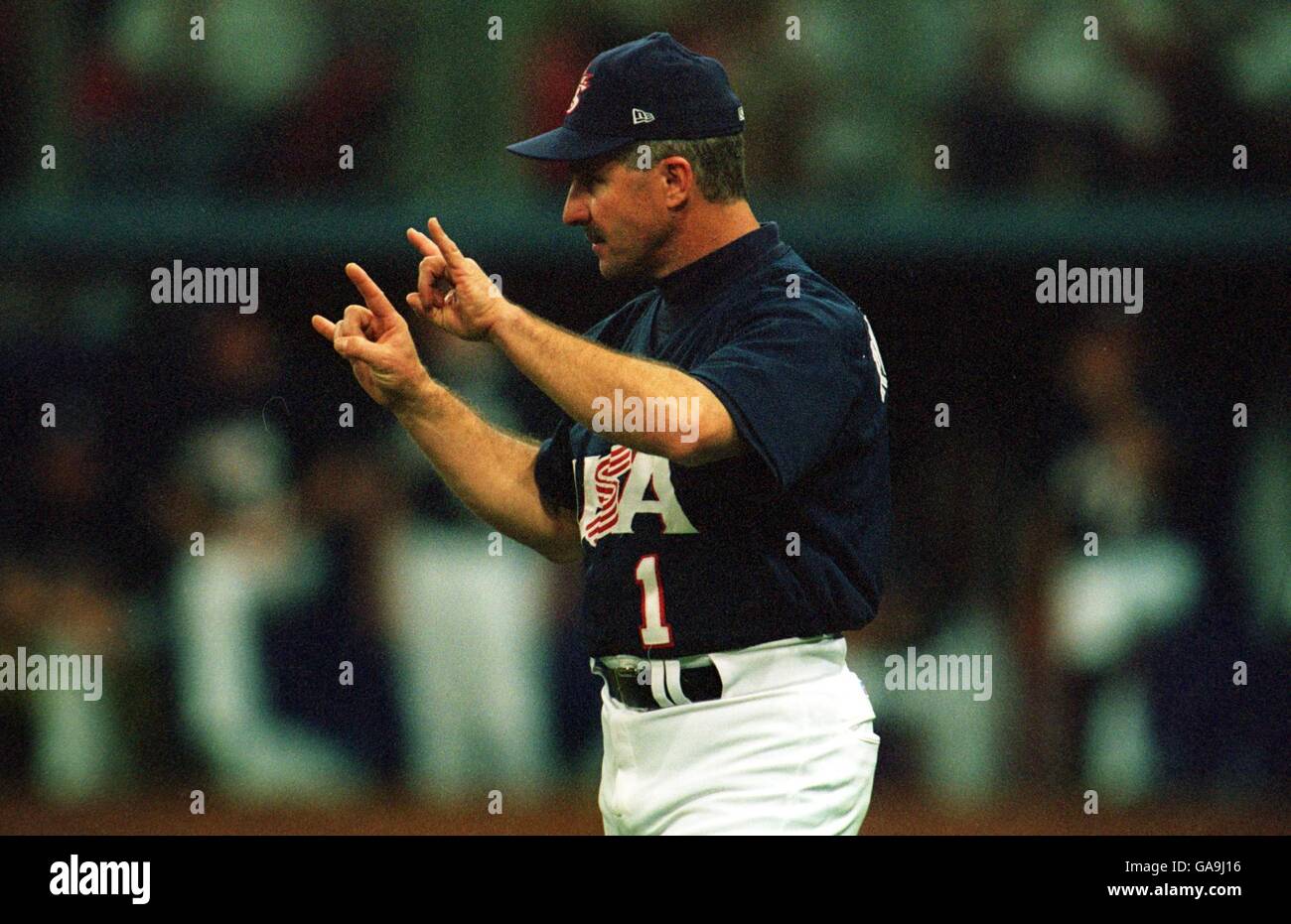 2000 olympics baseball final usa hi-res stock photography and images ...