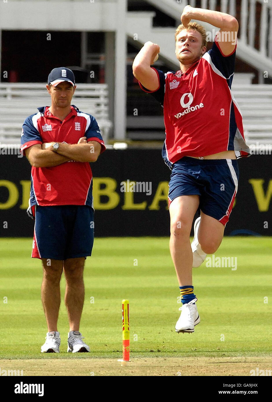 England physiotherapist hi-res stock photography and images - Alamy