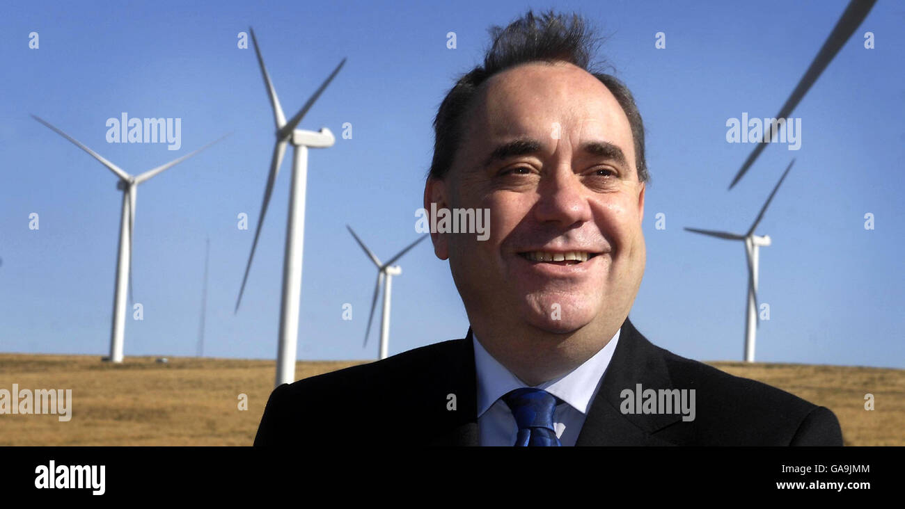 First Minister Alex Salmond during a visit to Crystal Rig wind farm in ...