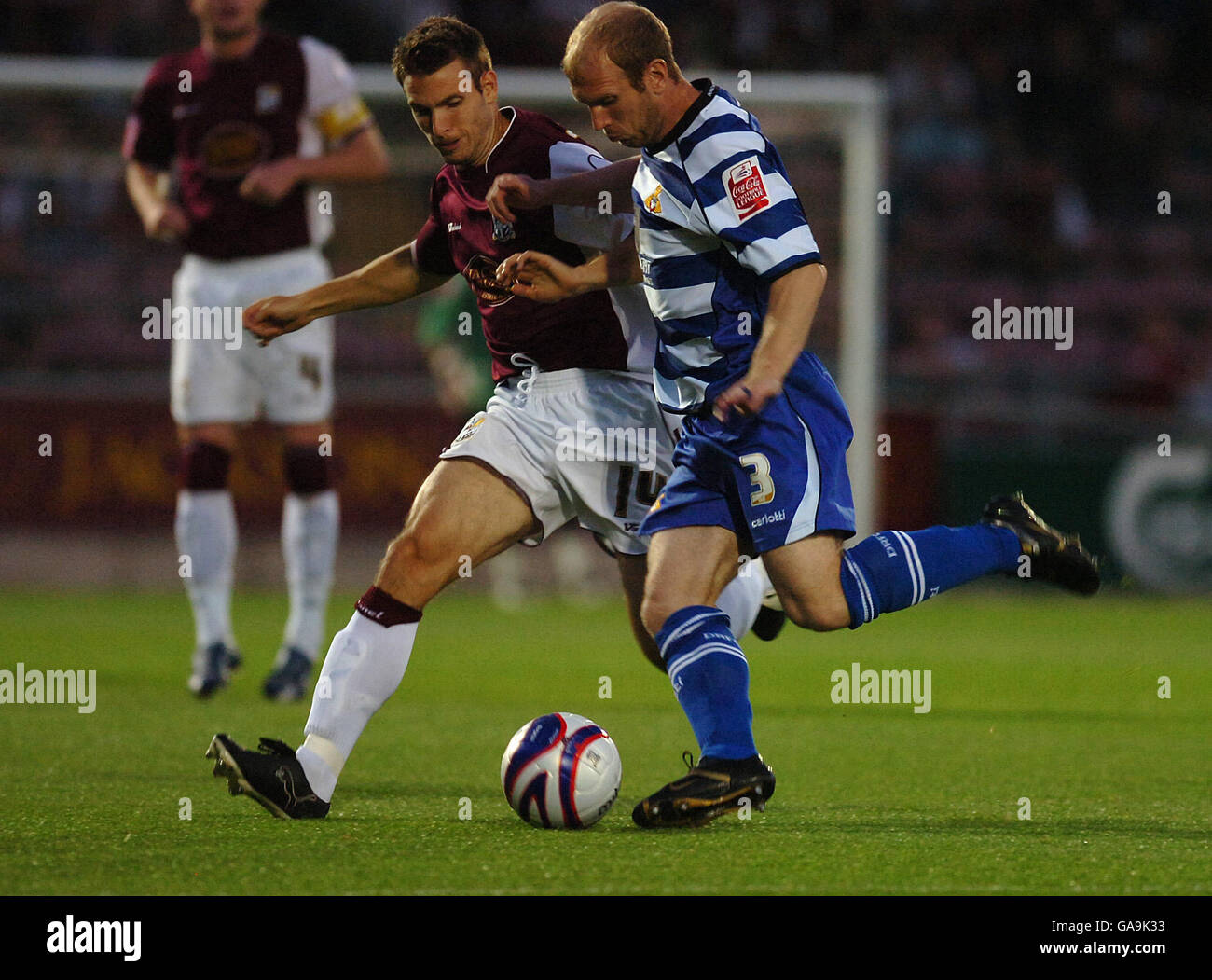 Doncaster rovers gareth roberts hi-res stock photography and images - Alamy
