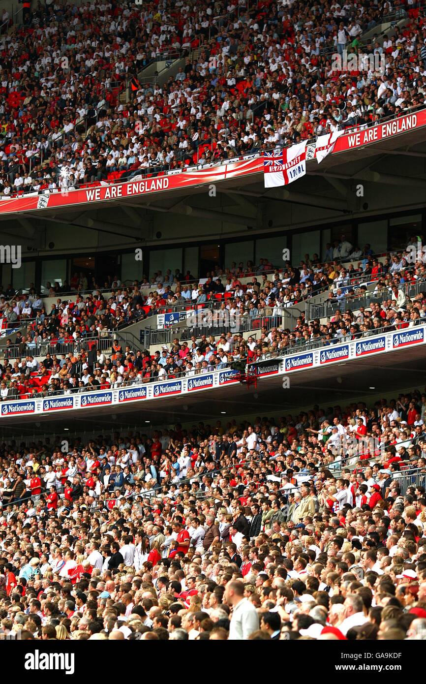 England israel general soccer hi-res stock photography and images - Alamy
