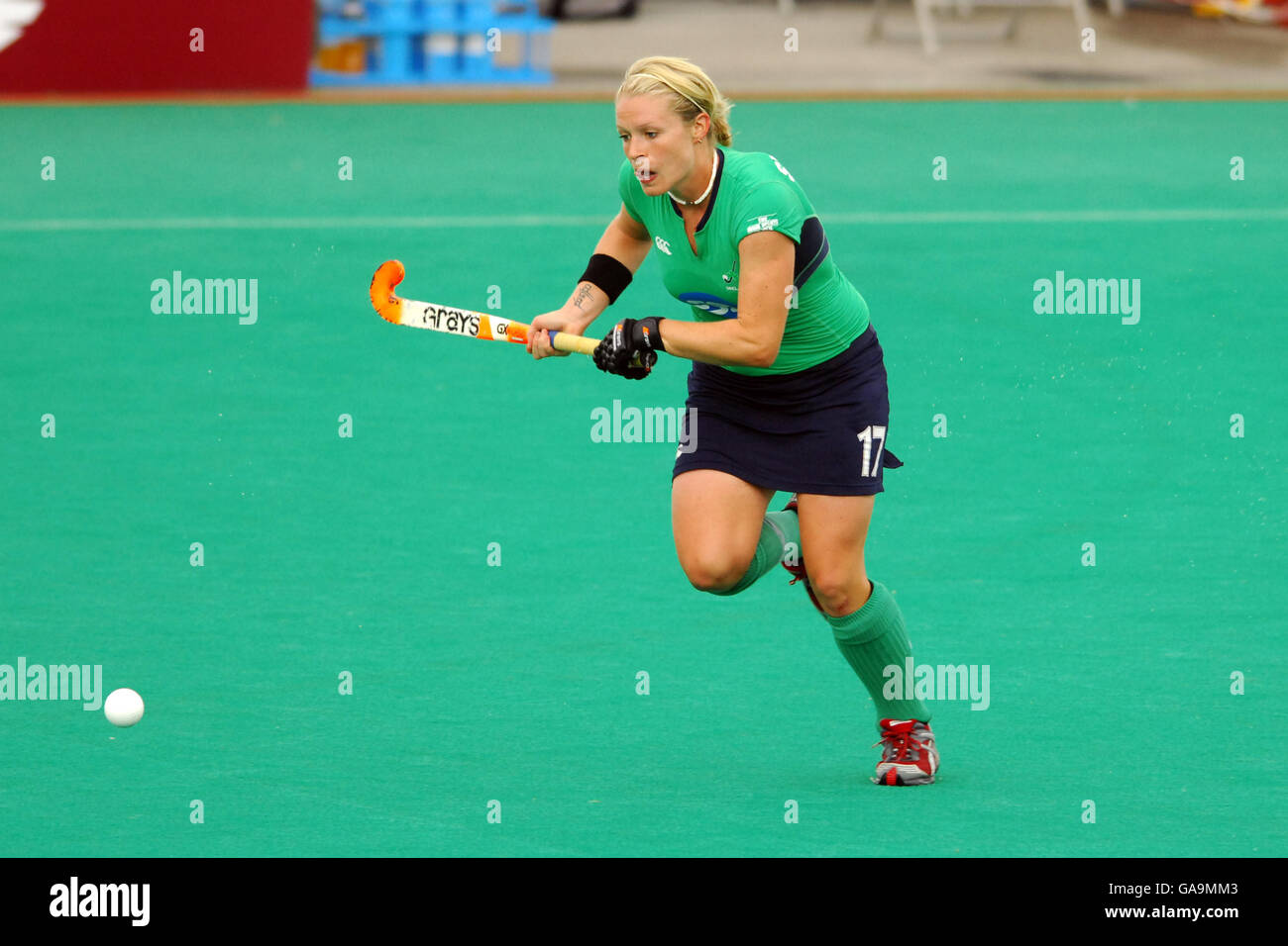 Nikki symmons hi-res stock photography and images - Alamy