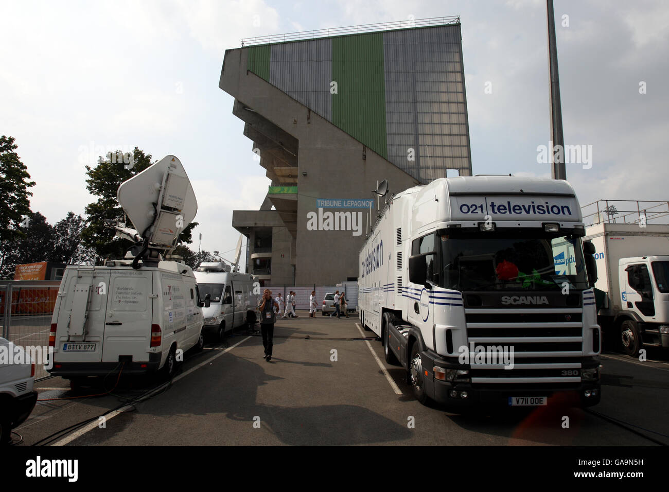 TV broadcast vehicles Stock Photo - Alamy