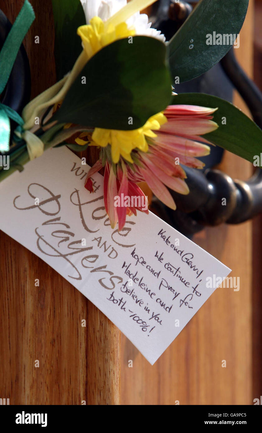 Missing door handle hi-res stock photography and images - Alamy