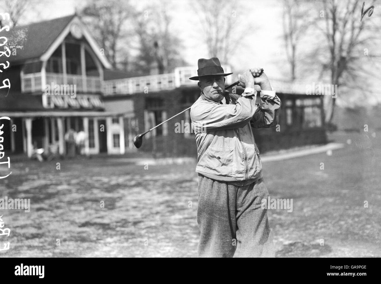 Ted ray golf Black and White Stock Photos & Images - Alamy
