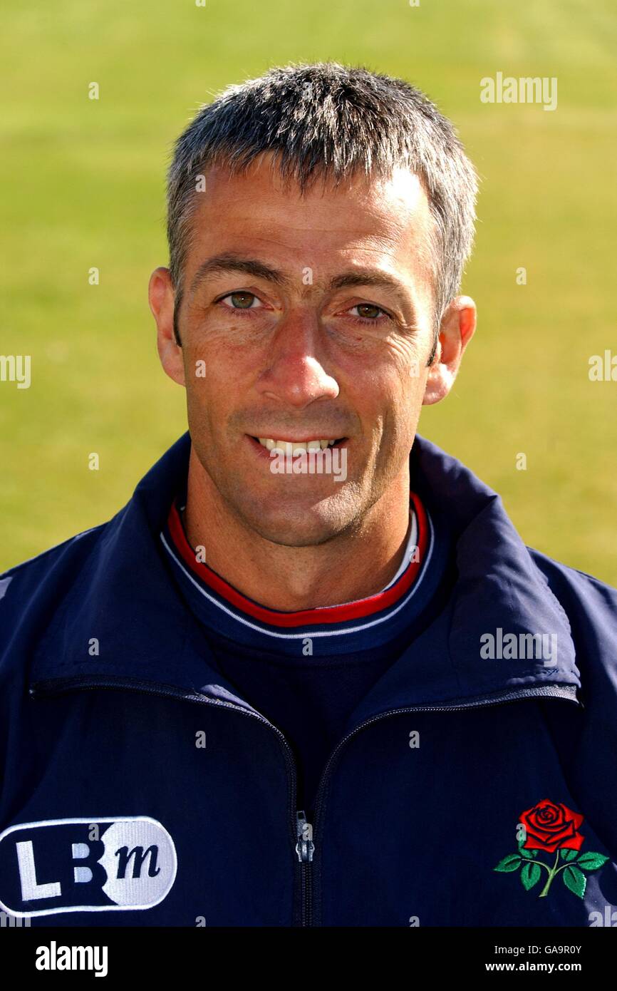 Sport cricket mike watkinson hi-res stock photography and images - Alamy