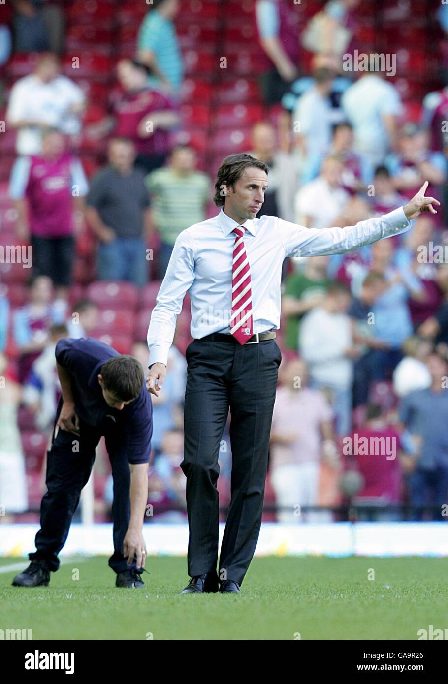 Middlesbrough manager gareth southgate stands dejected hi-res stock ...