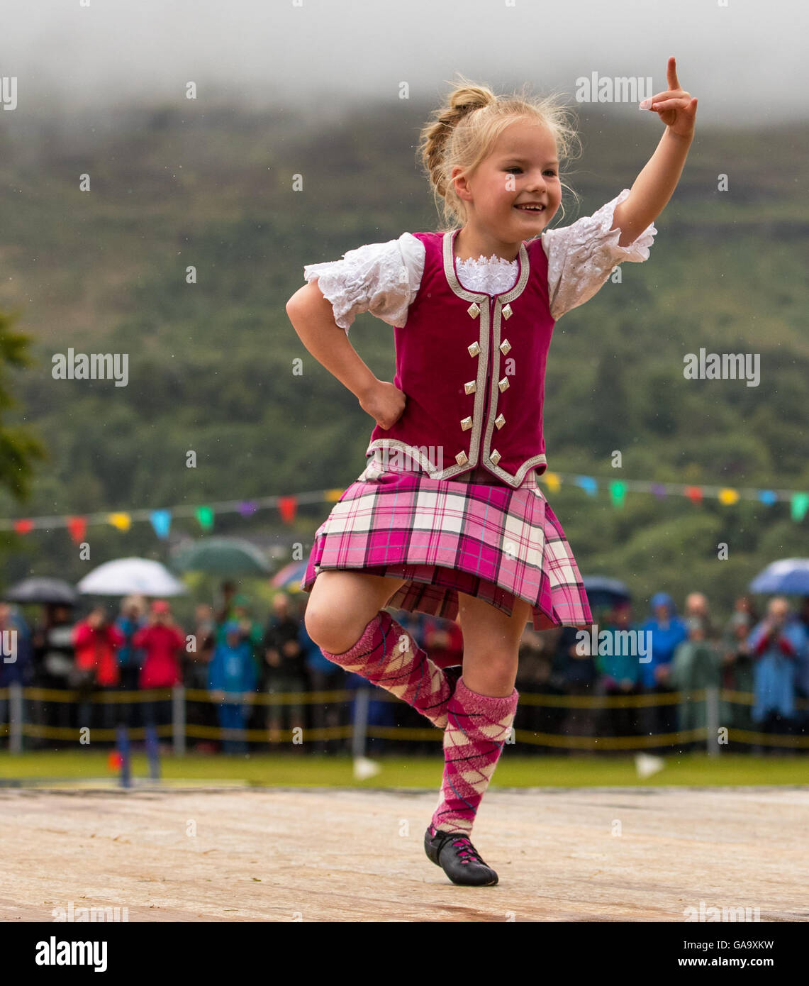 Highland dancing scottish hi-res stock photography and images - Alamy