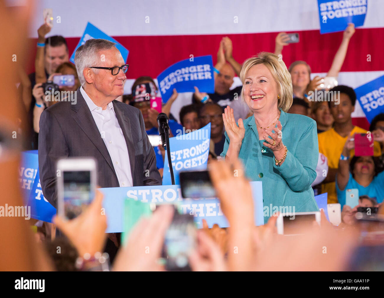 2016 senator harry hi-res stock photography and images - Alamy