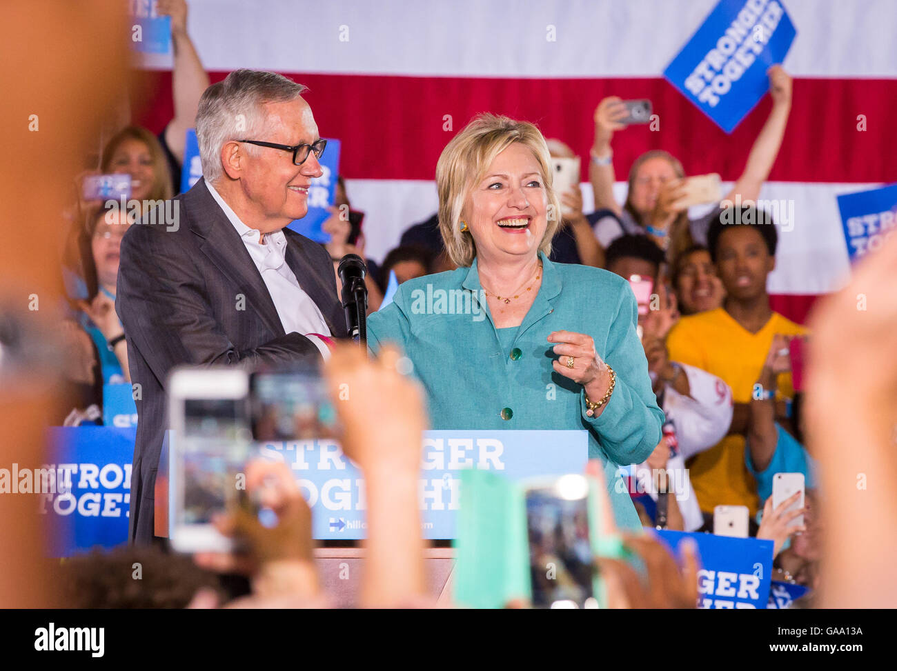 2016 senator harry hi-res stock photography and images - Alamy