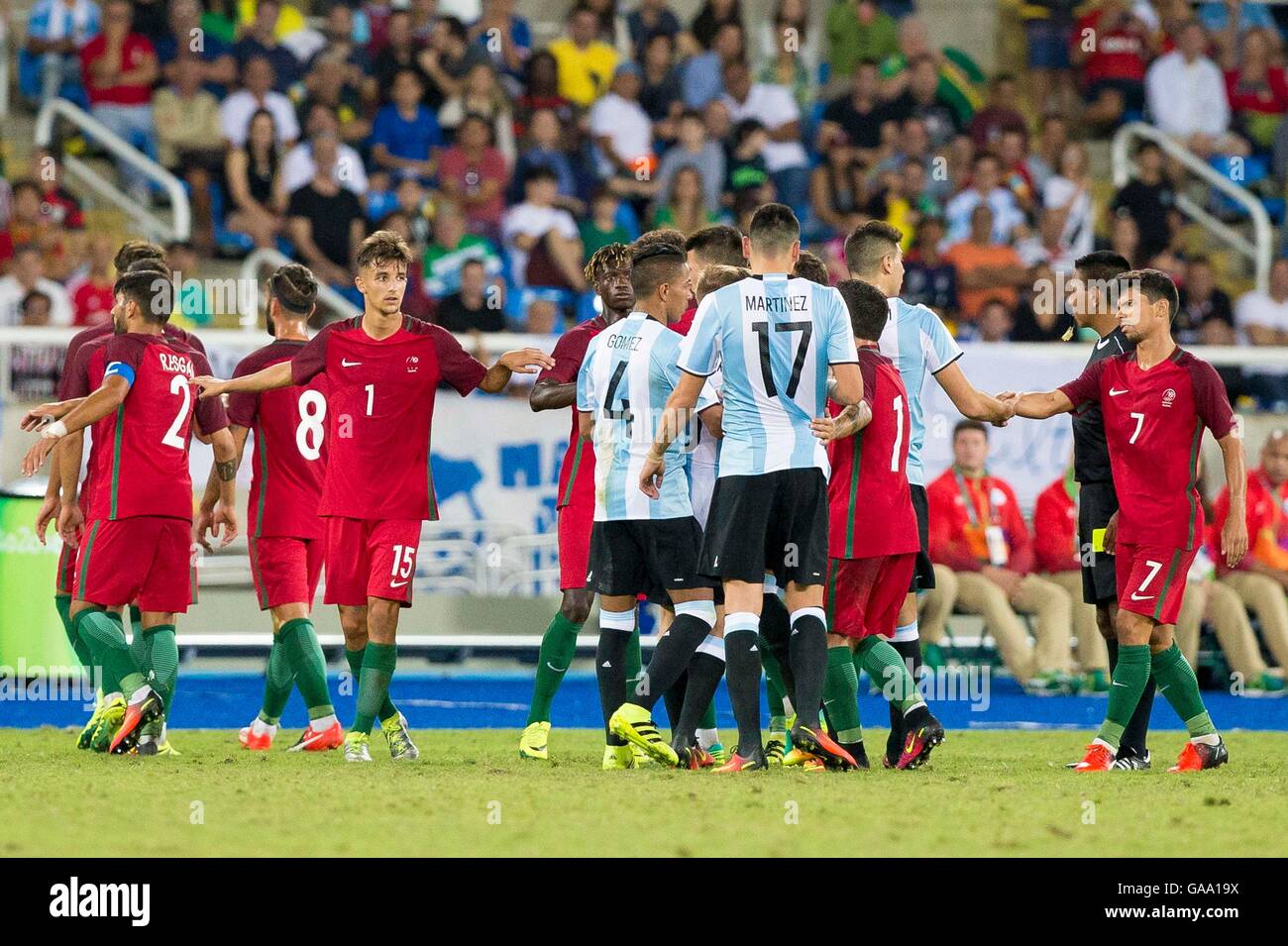 Dispute between players hi-res stock photography and images - Alamy