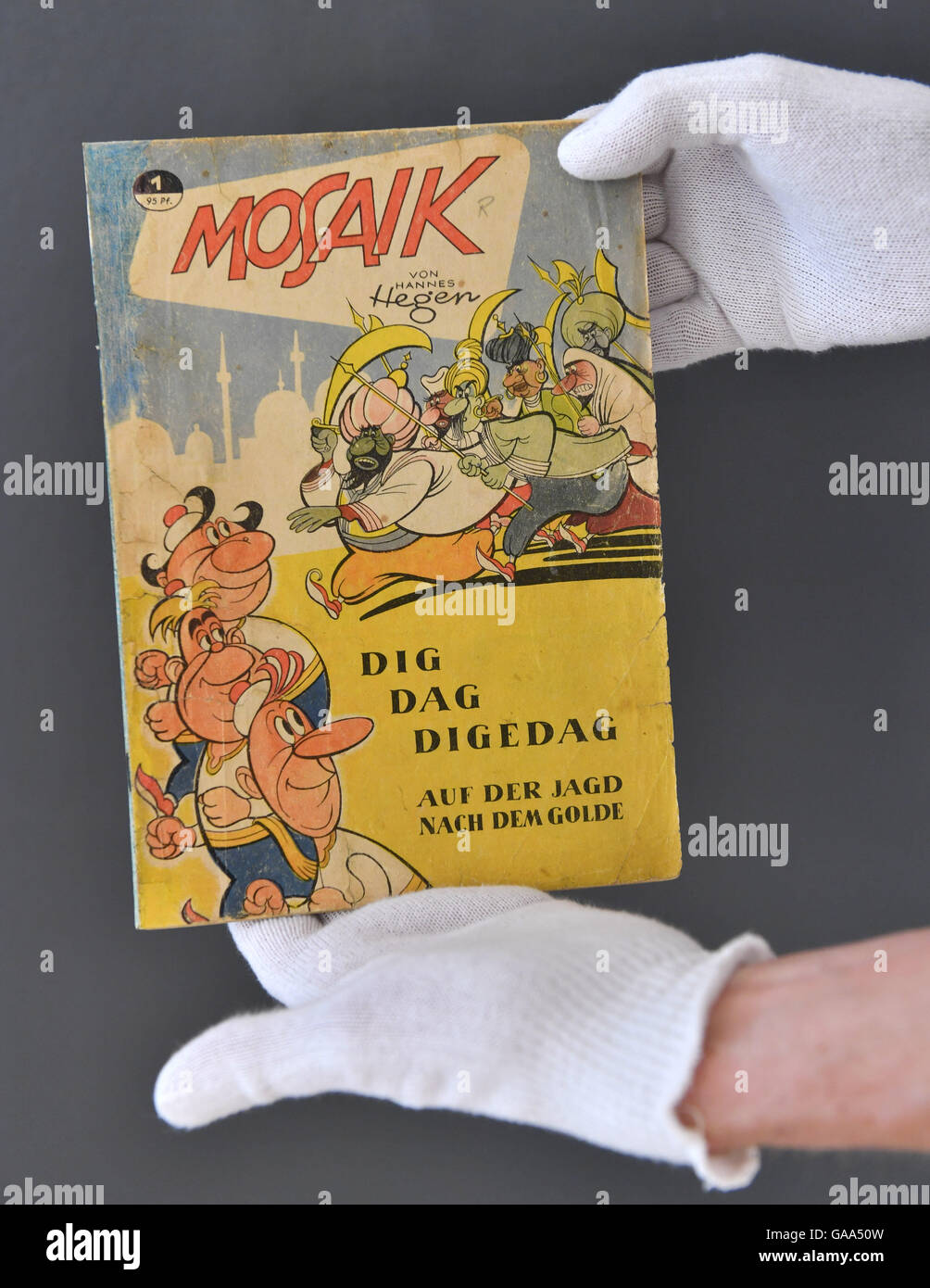 An original comic book hi-res stock photography and images - Alamy