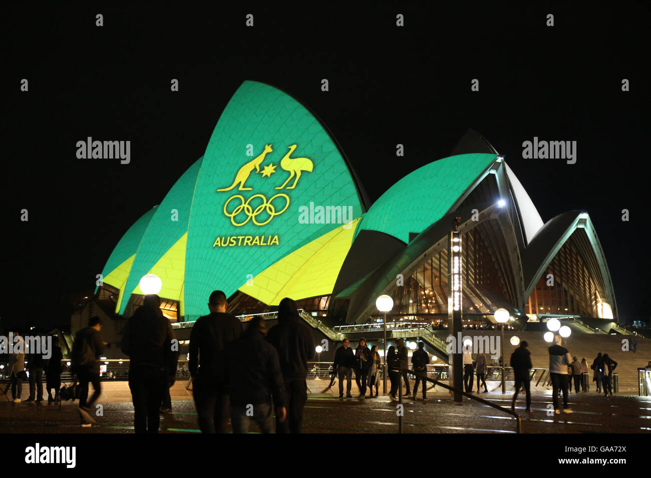 Sydney green and gold opera house hi-res stock photography and images ...