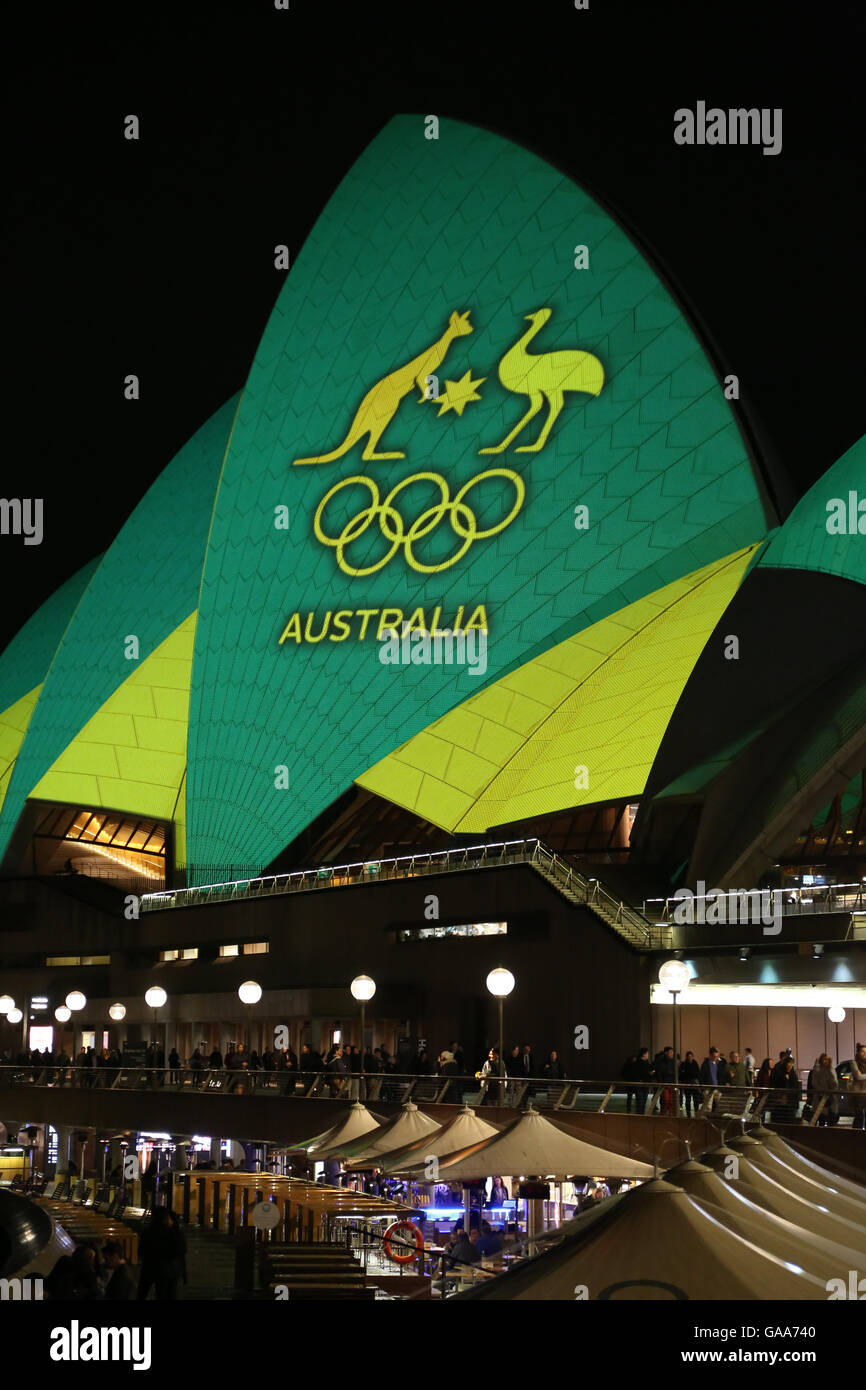 Sydney green and gold opera house hi-res stock photography and images ...