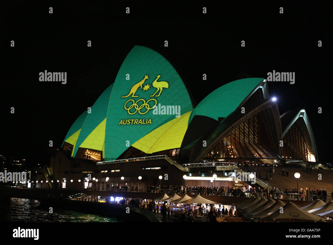 Sydney green and gold opera house hi-res stock photography and images ...