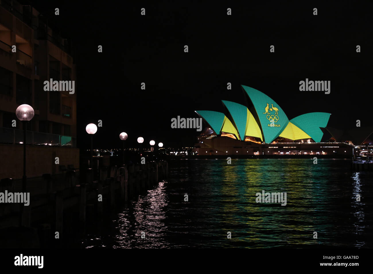 Sydney green and gold opera house hi-res stock photography and images ...