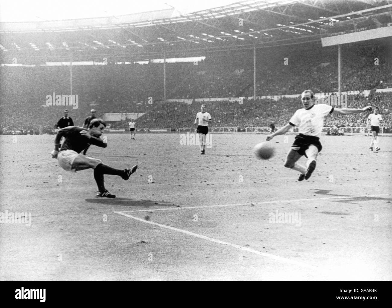 England v West Germany - 1966 World Cup Final - Wembley Stadium Stock ...