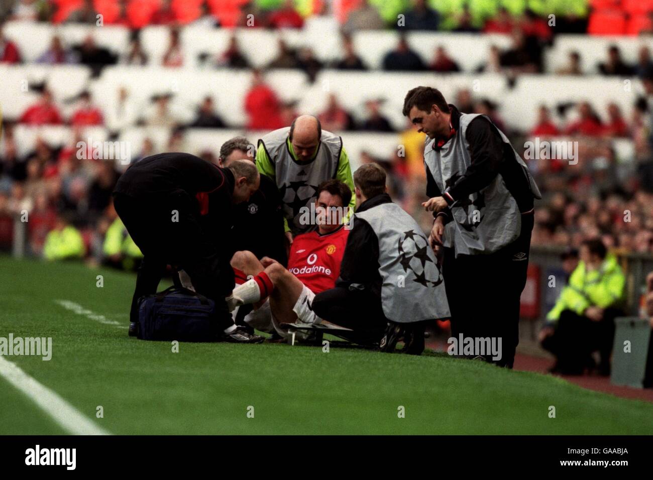 Injured carried off football utd hi-res stock photography and images ...
