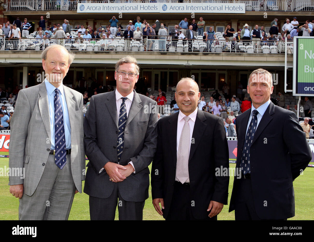 L-R: Surrey Chairman David Stewart, Chief Executive of Surrey County ...