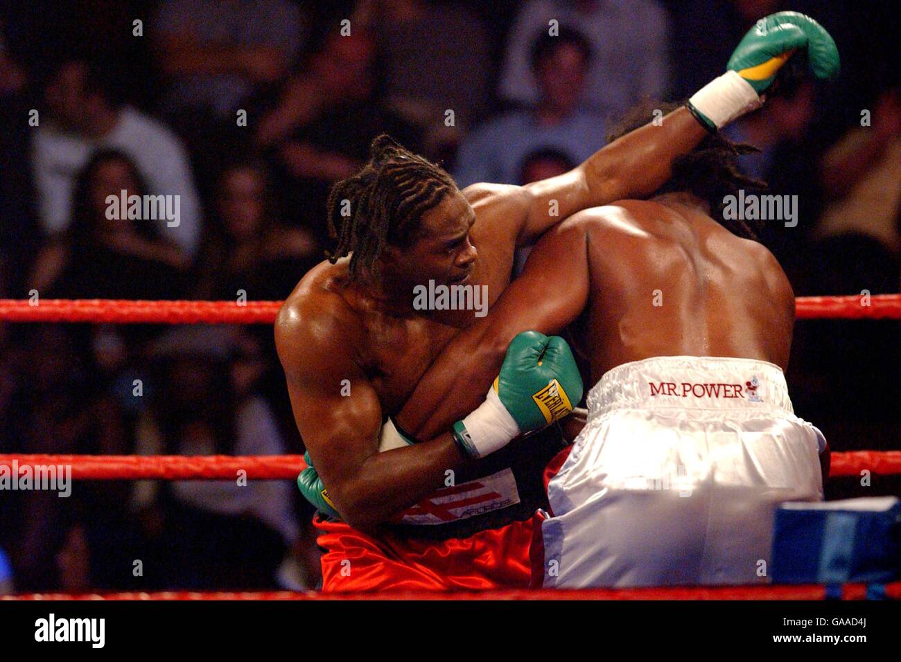 Audley Harrison (l) and Julius Long (r) battle it out Stock Photo - Alamy