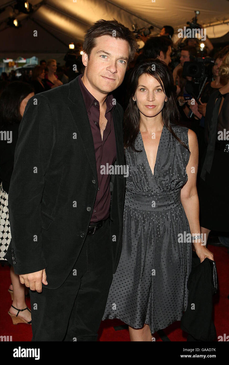 Jason Bateman arrives for the premiere of new film Elizabeth:The Golden ...
